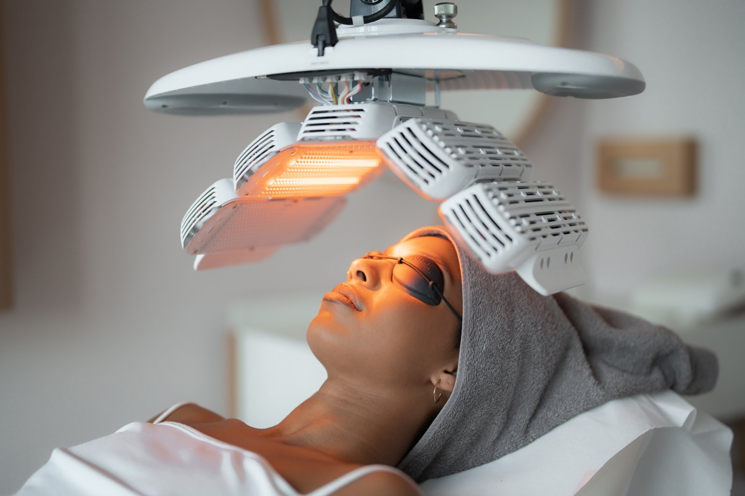 Fototerapia cu lampa LED: chiar funcționează?